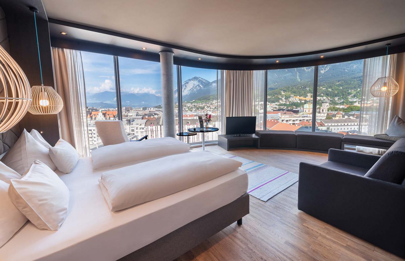 Hotel with mountain view | ADLERS Hotel Innsbruck